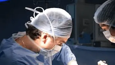 Dr Moez Kallel : meilleur chirurgien esthétique en Tunisie - Clinique Liposuccion Tunisie